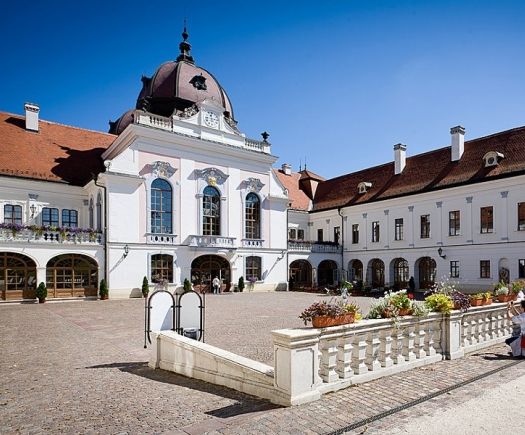 Private Gödöllő Castle Visit Tour